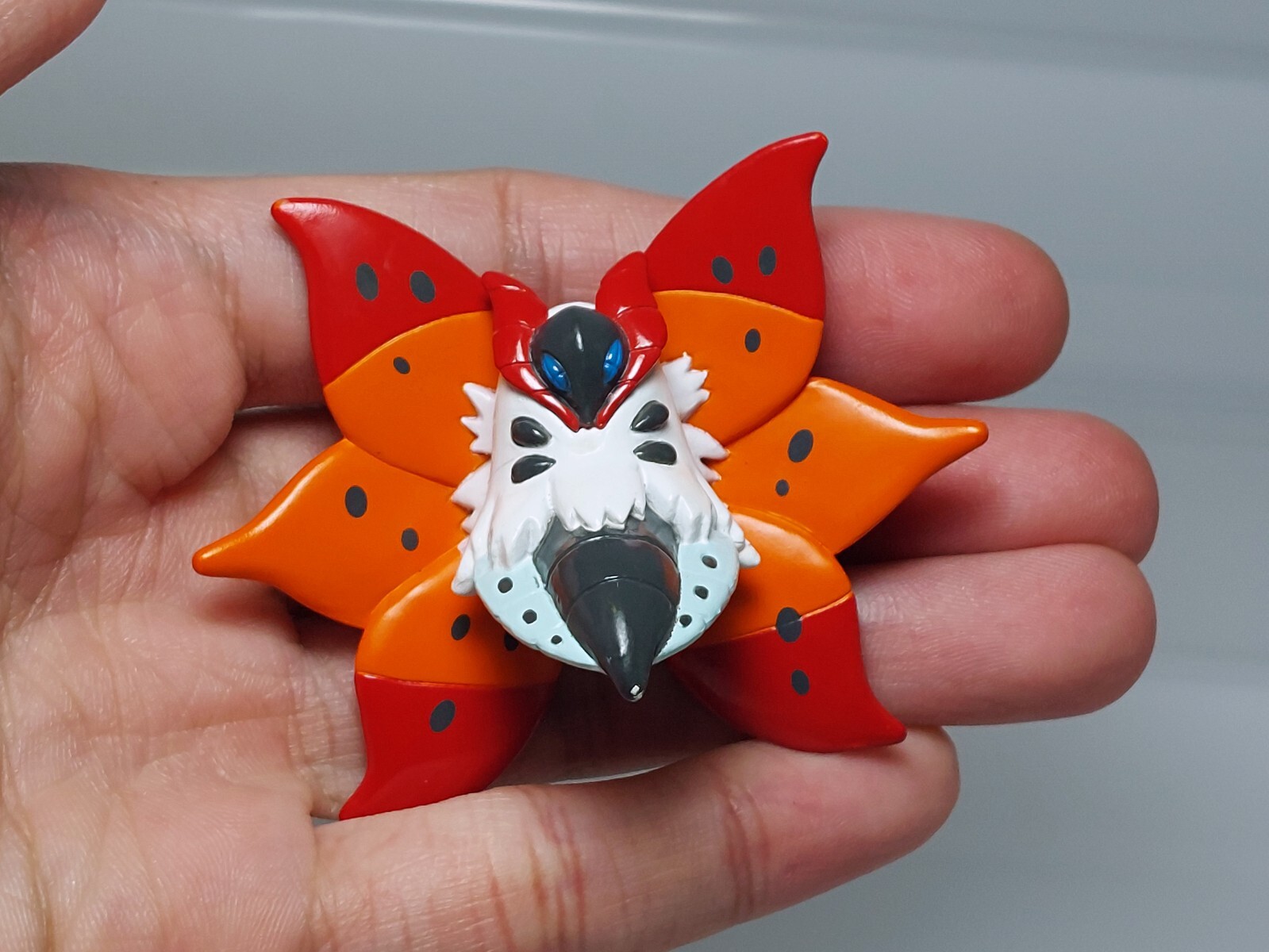 Volcarona Pokemon Monster Collection Figure Takara Tomy 2011 Japan Y05 ...