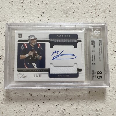 2021 Panini One - Rookie Dual Patch Autograph #36 Mac Jones /49 (AU ...