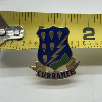 U.S. Military 506th Infantry Regiment Crest DI DUI Pin Clutch CURRAHEE ...