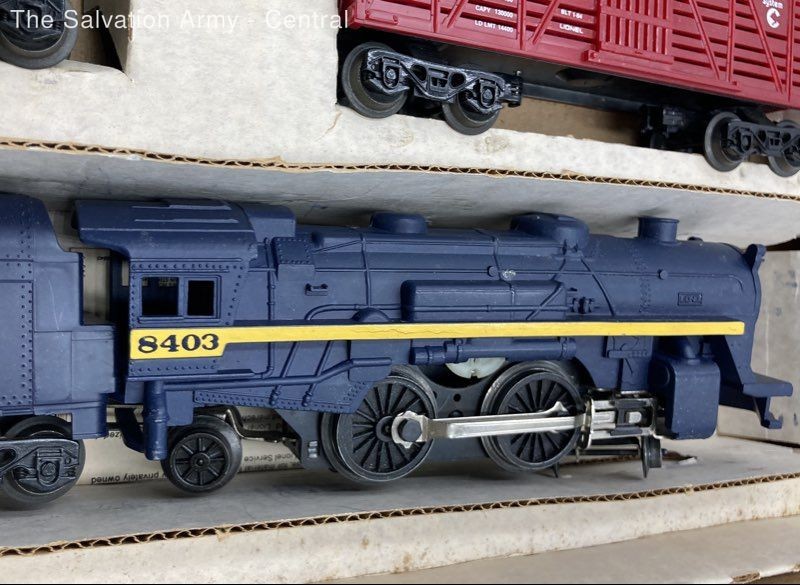 Lionel Multicolor Die-Cast Chessie System Steam Locomotive Electric ...