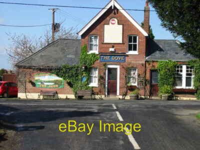 Photo 6x4 The Dove Dargate taken from Butler's Hill Dargate Common The ...