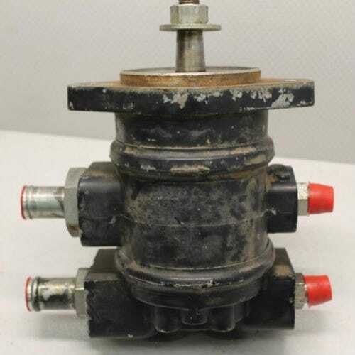 Used Hydraulic Pump fits Gleaner R40 R42 R50 R52 R60 R62 R70 R72 ...