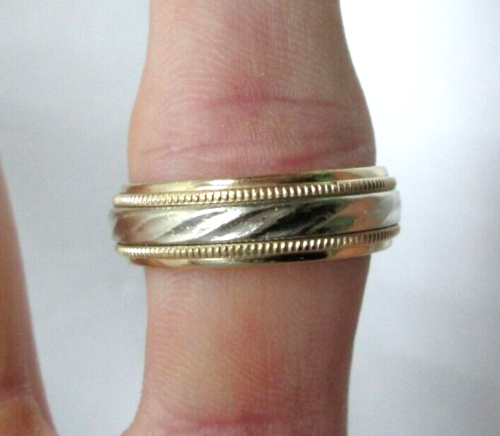 L@@K! Solid 14K Yellow/White Gold Band Ring w/ Nice Design L@@K! Solid 14K Yellow/White Gold Band Ring w/ Nice Design