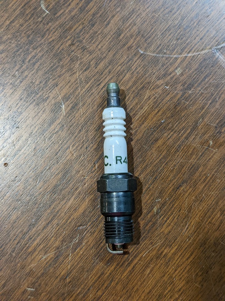 Vintage AC R43TS Spark Plug in Box | eBay
