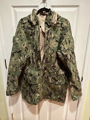 US Navy Working Uniform NWU Type III Parka Medium X-Long AOR2 Goretex ...