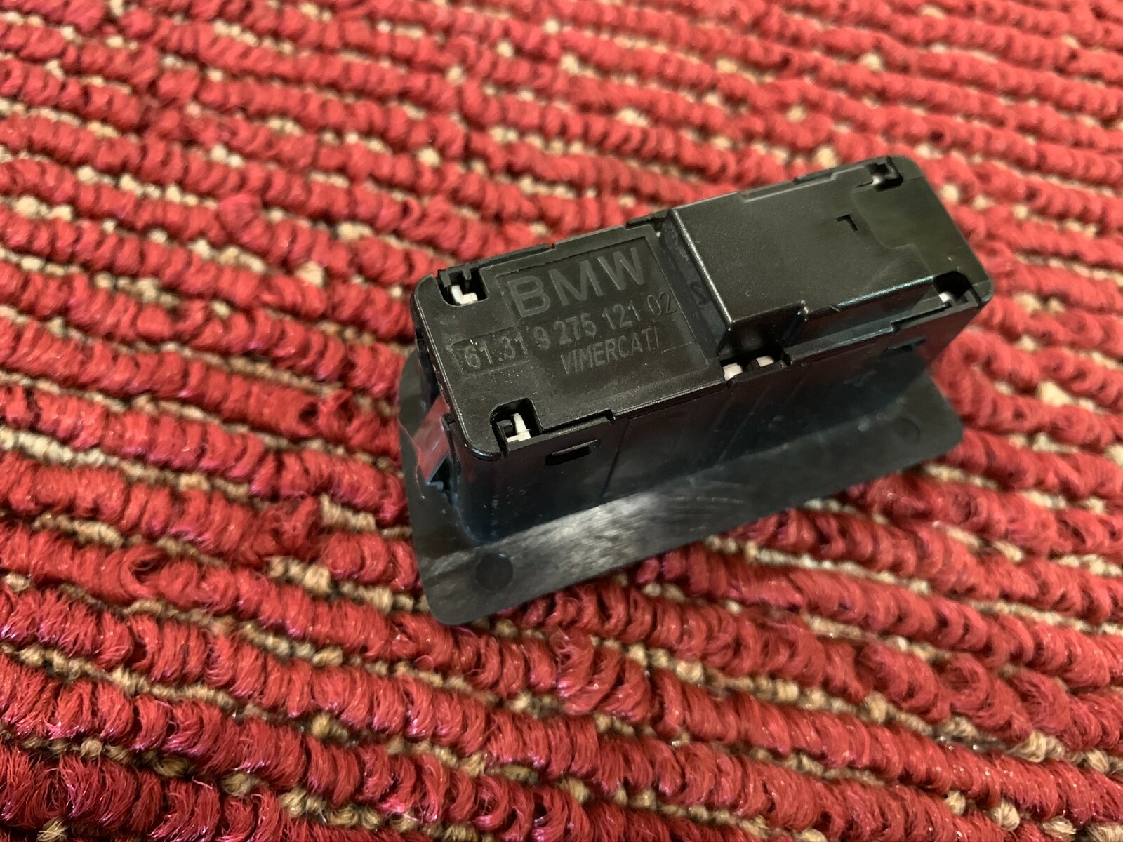 BMW F48 F39 F15 F16 F31 F36 REAR TAILGATE TRUNK CONTROL SWITCH OPEN ...