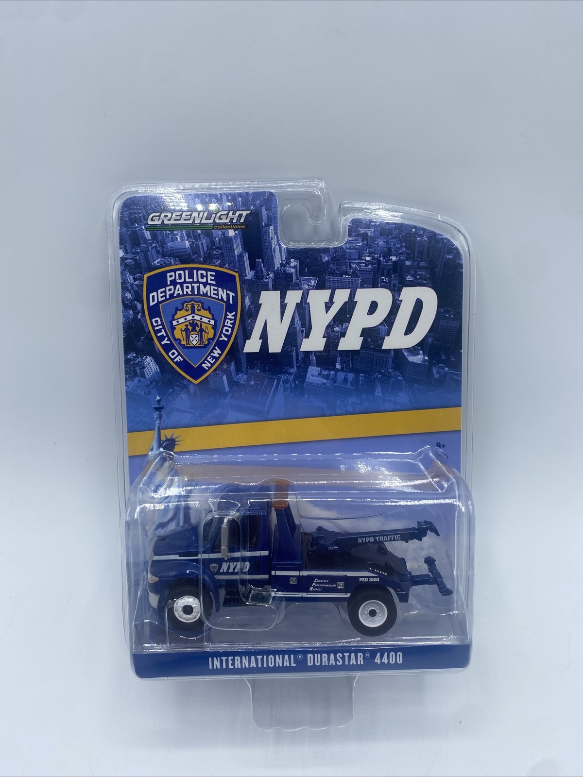 International Durastar 4400 NYPD Police Tow Truck Wrecker 1/64 ...