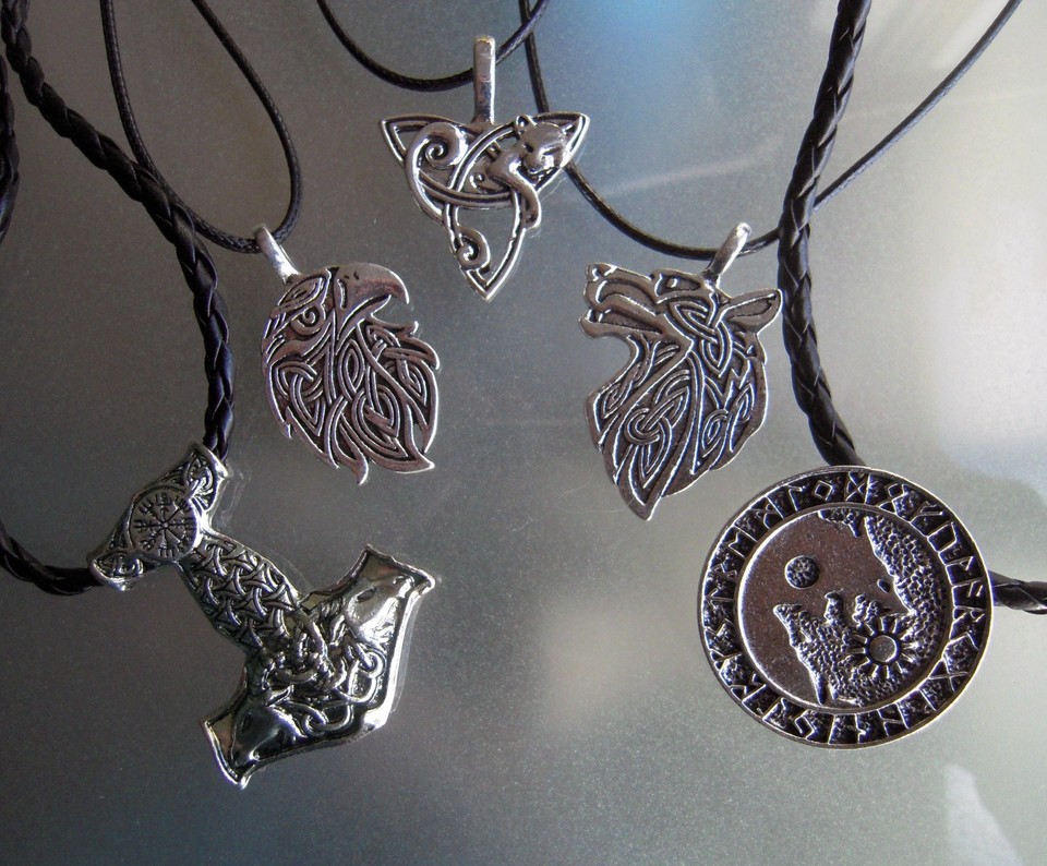 Wolf Eagle Fox Triquetra Goat Mjolnir Pendant Celtic Runes Norse Viking ...