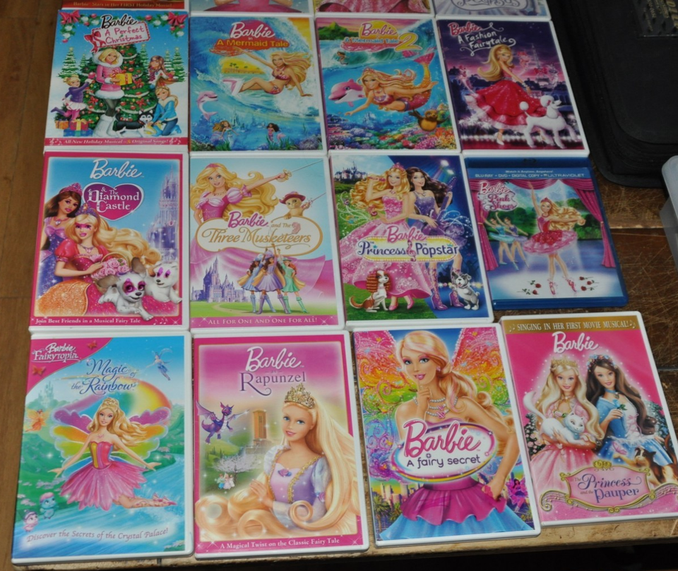 Barbie DVD Movie Collection Lot of 16 Barbie Nutcracker, Christmas ...