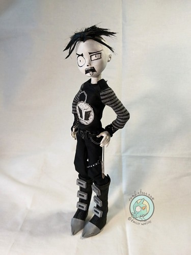 JTHM Nny ART DOLL Monster High Custom Repaint OOAK Deuce Gorgon G1 MH ...