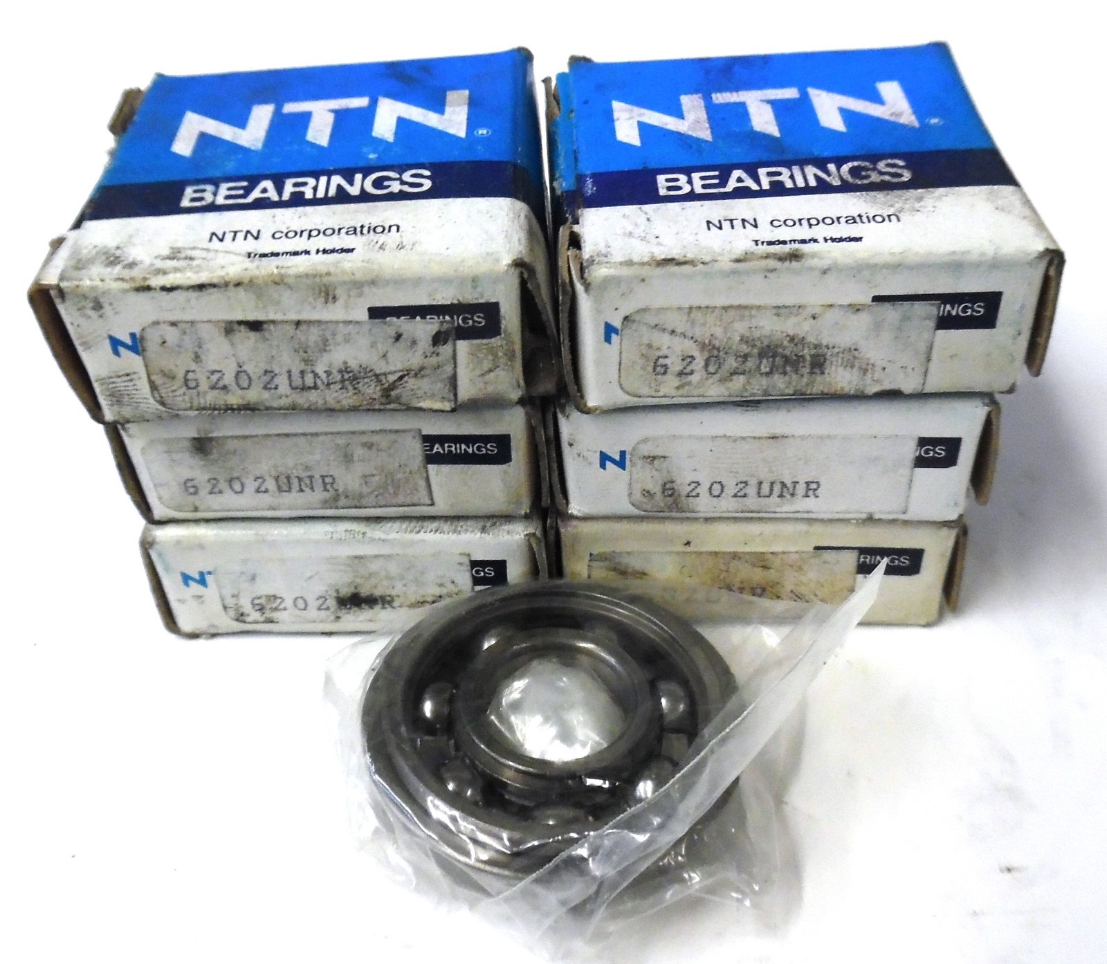 NTN 6202 N RADIAL DEEP GROOVE BALL BEARING, 15MM ID, 35MM OD, LOT OF 6 ...