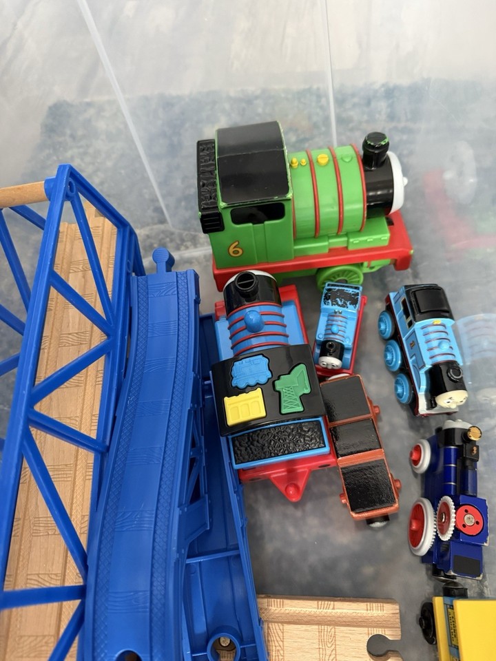 Thomas & Friends Wooden Train Set Lot. 30+ Tracks, Bridges, Cranes, & 5 ...