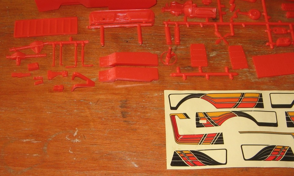 AMT Boondocker Chevy Blazer Kit # T200 Unbuilt (Broken W/S Frame ...