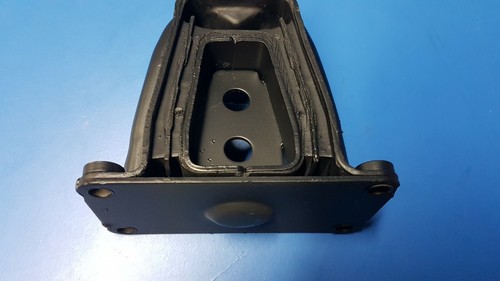 Mercedes W107, W114 - W126 Rubber Diff Mount Pt No: - 123 351 11 42 ...