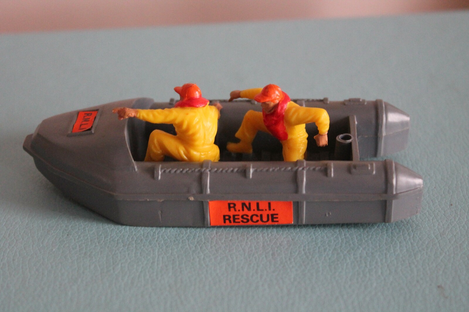 Britains Ltd 5” RNLI RESCUE LIFEBOAT Plastic Grey Toy Boat DINGHY 1973 ...