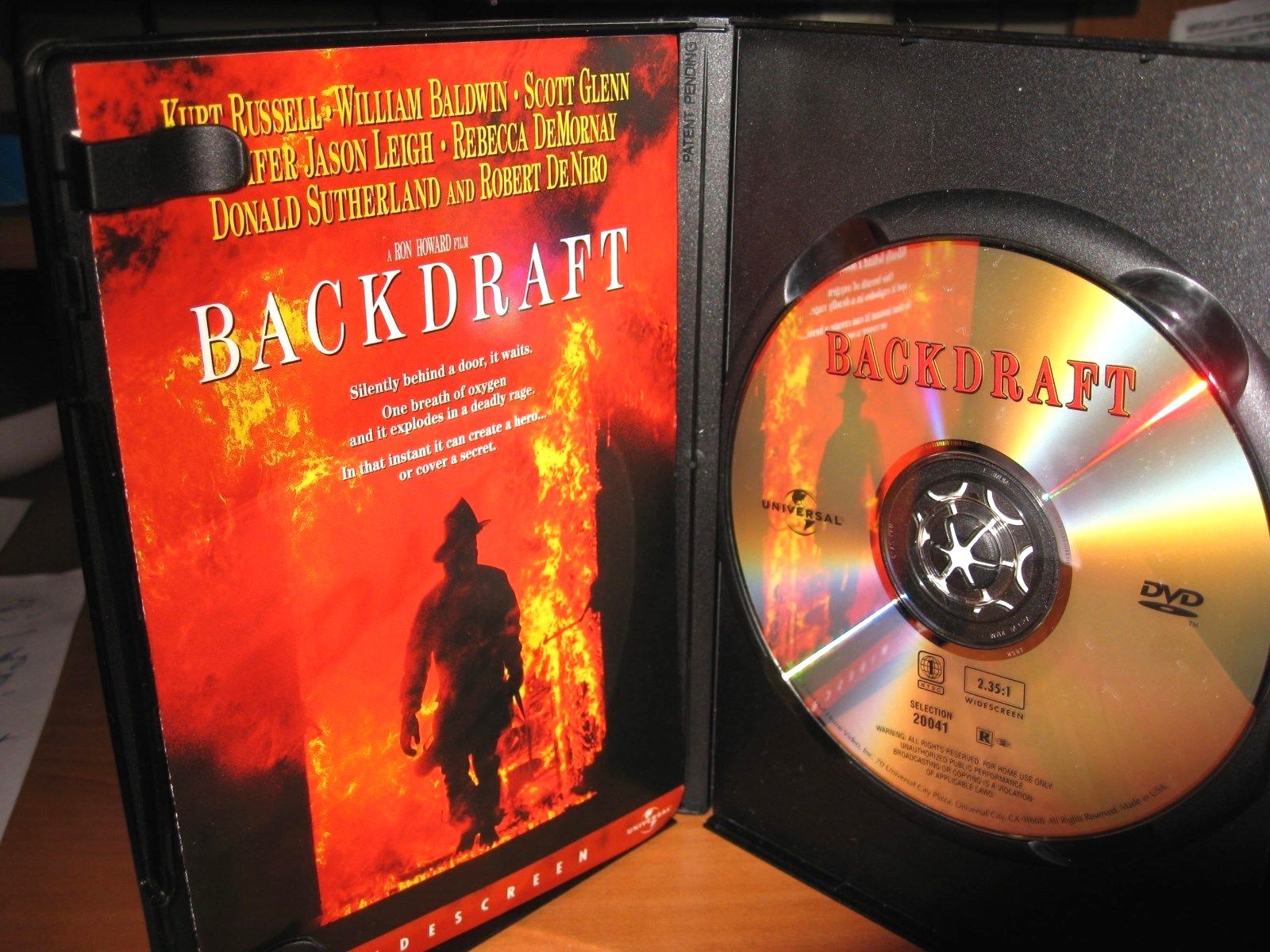 Backdraft 1991 Kurt Russell OOP DVD (Old Version) Universal 1997 W/PAMPHLET 25192004124| eBay