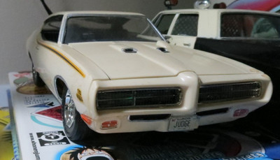 1:24 Monogram Pontiac GTO The Judge Model Car Kit #2294 '69 BUILT | eBay