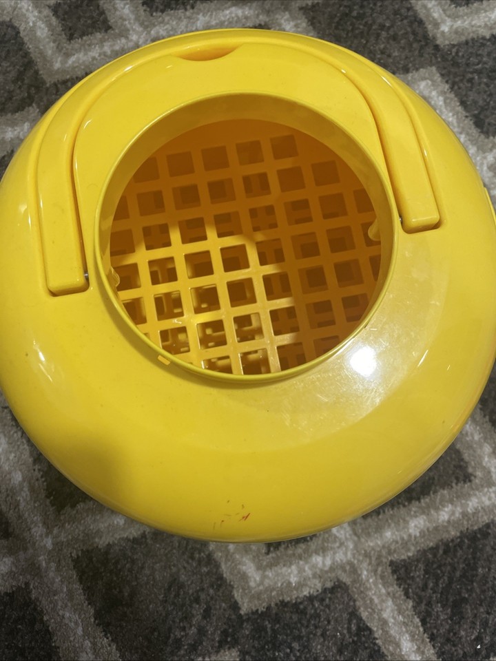 Preowned Lego 2010 Storage Container W Handle Yellow Color Smiley Face ...