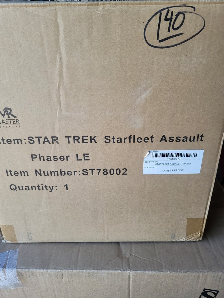 Star Trek Starfleet Assault Phaser Limited Edition Master Replicas ...
