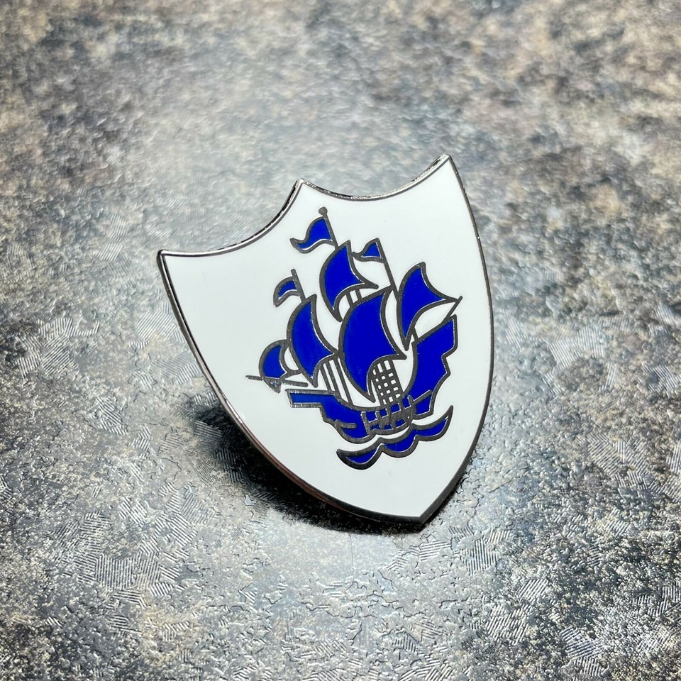 BLUE PETER WHITE ENAMEL PIN BADGE | NOVELTY KIDS TV SHOW | 24 HOUR ...