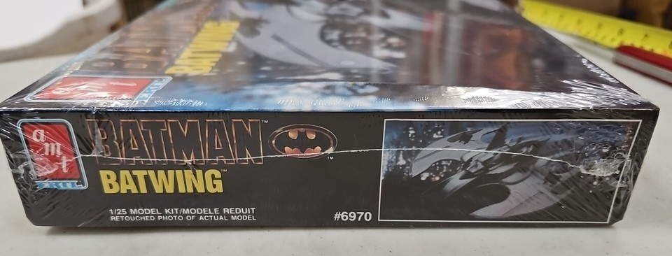 AMT ERTL, BATMAN BATWING 1:25 SCALE MODEL KIT #6970 DC COMICS, Sealed ...