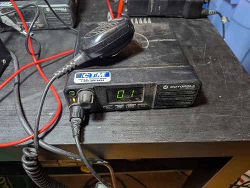 Motorola XPR5350 UHF Two Way Radio - Tested Working - See Pics/Desc | eBay