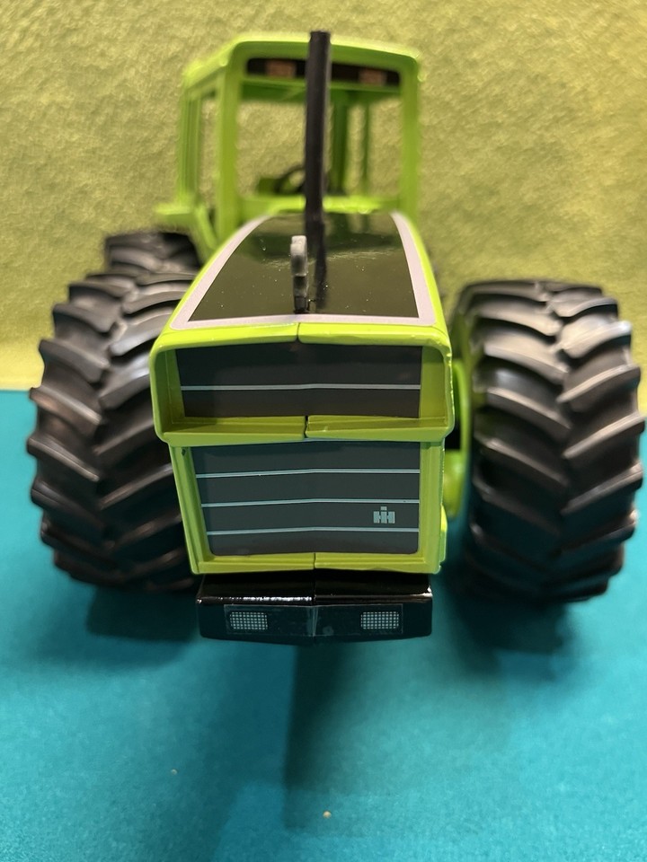 1/16 Custom 7488 International 2+2 Steiger Tractor | eBay