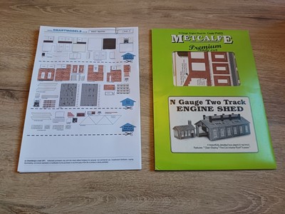 SMART MODELS SIGNAL BOX KIT + METCALFE 2 TRACK ENGINE SHED & OFFICE HUT ...