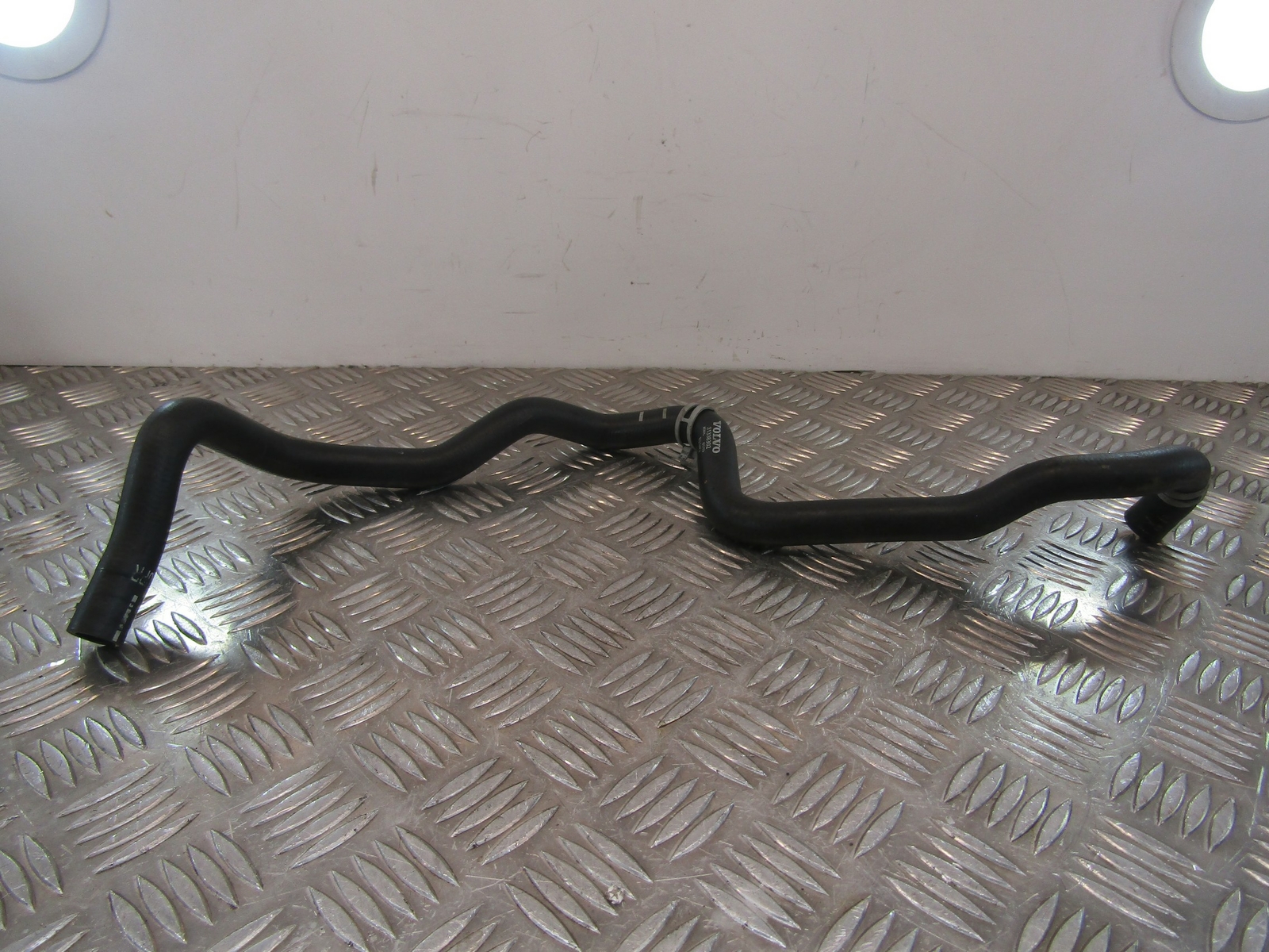 2019 Volvo XC60 2.0 Petrol B4204T26. Water Coolant/Heater Pipe/Hose ...