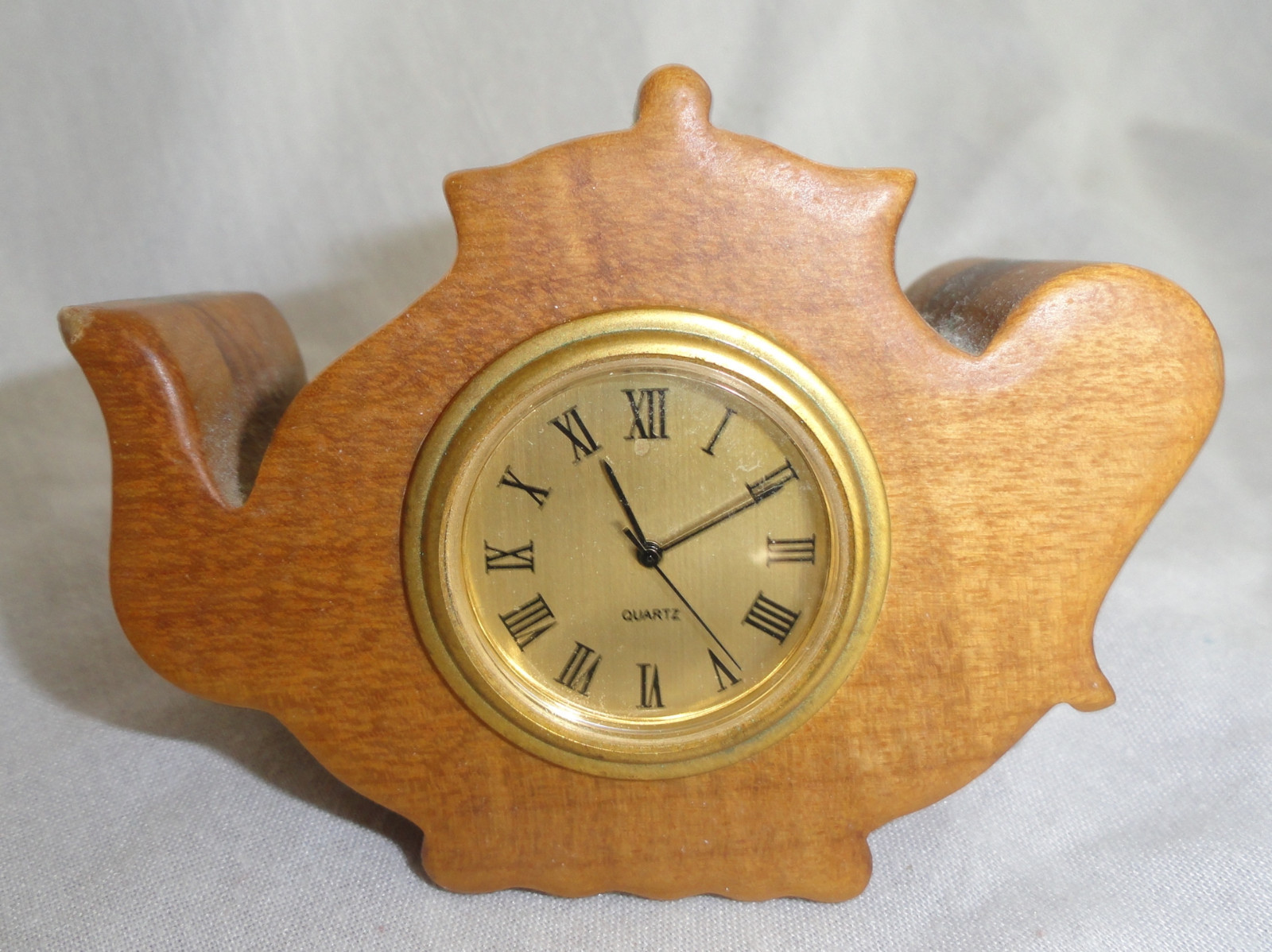Handcrafted Myrtlewood Petite Tea Pot Shelf Clock, Battery Operated ...