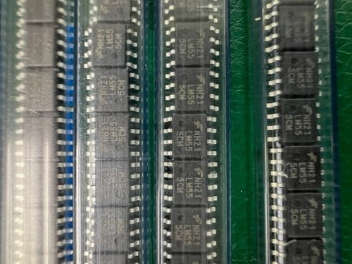 LM555CM/NOPB Timer; 8-PIN SOIC; 8 Pins; +18 V (max.); 3 ma (typ.) @ 5 V ...