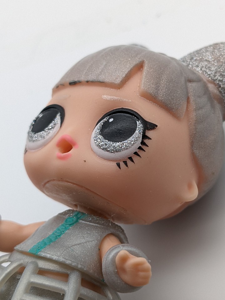 Lot Of 2-MGA-LOL Surprise (1-Confetti Sprints Doll)(1-Dance Bot Doll ...