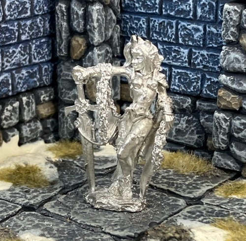 EVIL ELF / DROW QUEEN metal Pathfinder Shadowdark AD&D Reaper ...
