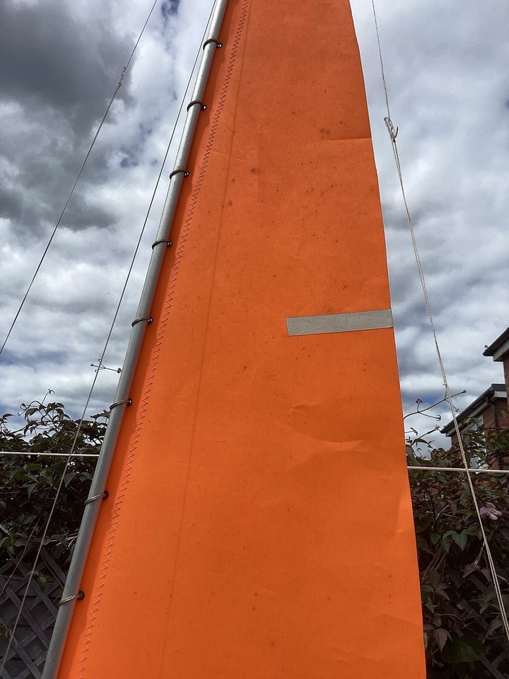 Massive Vic Smeed Harem Pond Yacht For Restoration 1.3m Long 1.9m Mast ...