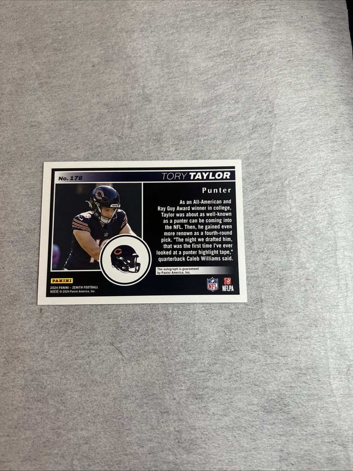 2024 Zenith Football Green 2 Minute Drill Tory Taylor Auto Rookie Bears ...