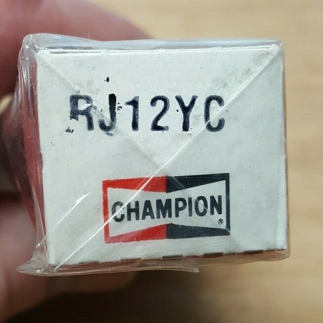 RJ12YC Spark Plug Genuine Champion # 14 Lawn Small Power Equipment NOS ...