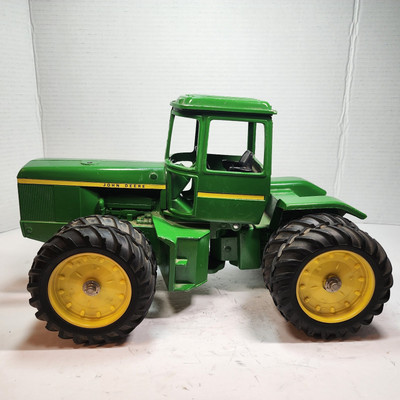 Vintage 1/16 John Deere Ertl 4WD 8 Wheel Tractor Stk#597 | eBay