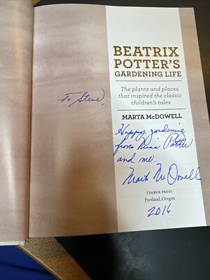 Beatrix Potter's Gardening Life: The Plants and... by McDowell, Marta ...