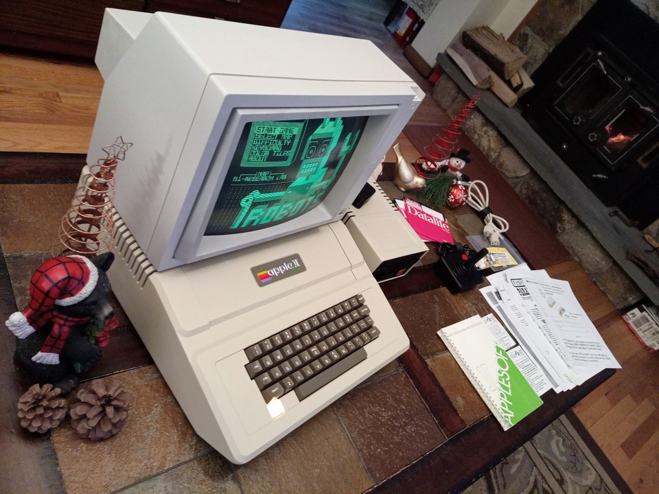 Apple II Computer Professionally restored fully upgraded plus Beautiful ...