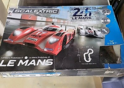 Scalextric Le Mans Sports Cars - LMP Cars 1:32 Scale Slot Car Race Set ...