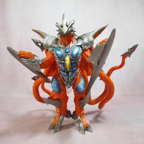 Gamera 3 Iris Monster vinile morbido 17 cm usato Bandai Kaiju da ...