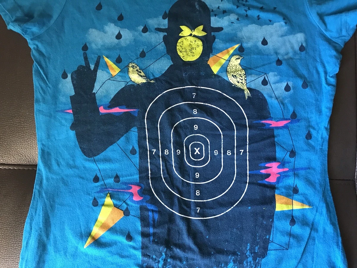 Design By Humans Logo