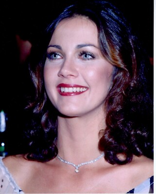 Lynda Carter 8x10 color photo | eBay