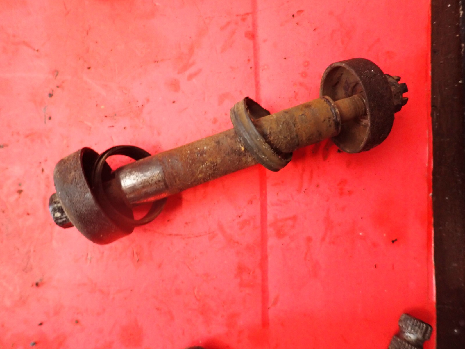 Honda Fourtrax trx 125 wheel spindle mount bolt | eBay