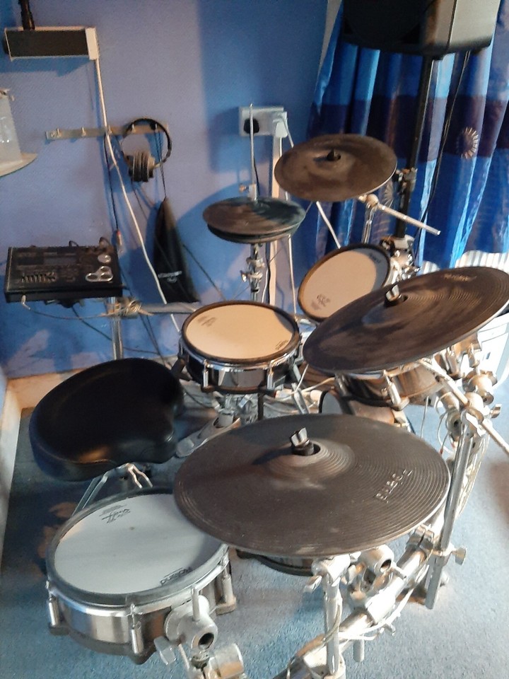 Roland TD-30KV V-Drums Electronic Drum Kit Plus Accessories & New Parts ...