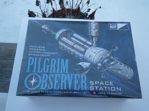 MPC PILGRIM OBSERVER SPACE STATION 1/100 SCALE PLASTIC MODEL KIT # ...