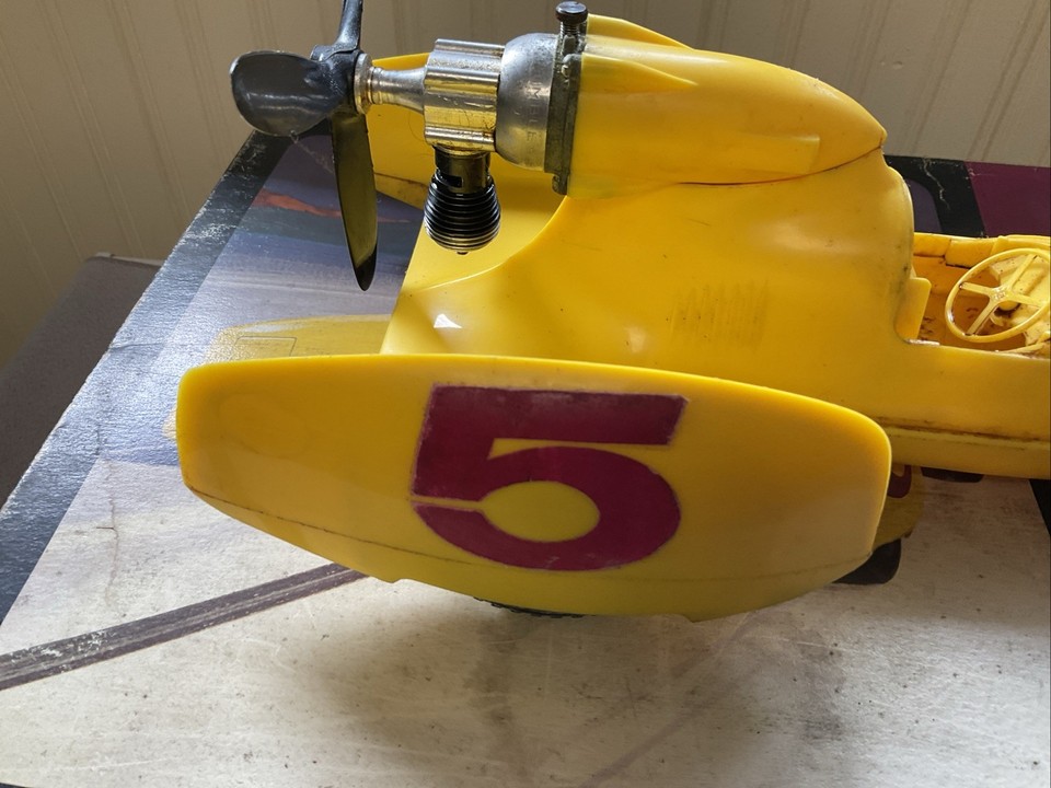 Cox .049 Shrike Prop Rod Nitro Gas Powered 049 Engine Yellow Tether Car ...