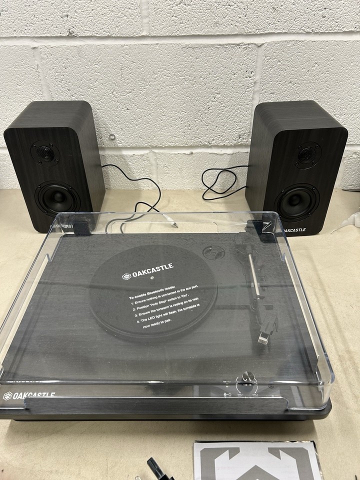 Vinyl Record Player with Speakers | Bluetooth with AUX | Oakcastle ...