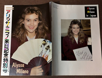 ALYSSA MILANO in Japan JAPAN PHOTO MAGAZINE 1989 issue 22 pages 25.5 x ...