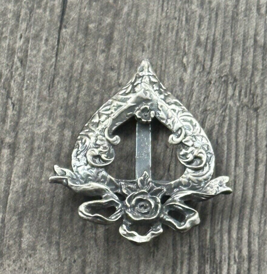 Heart w/ roses and ribbons Shaped Silver/pewter toned Picture Frame ...